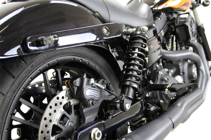10 Best Shocks for Harley Dyna 2024 - Buying Guide